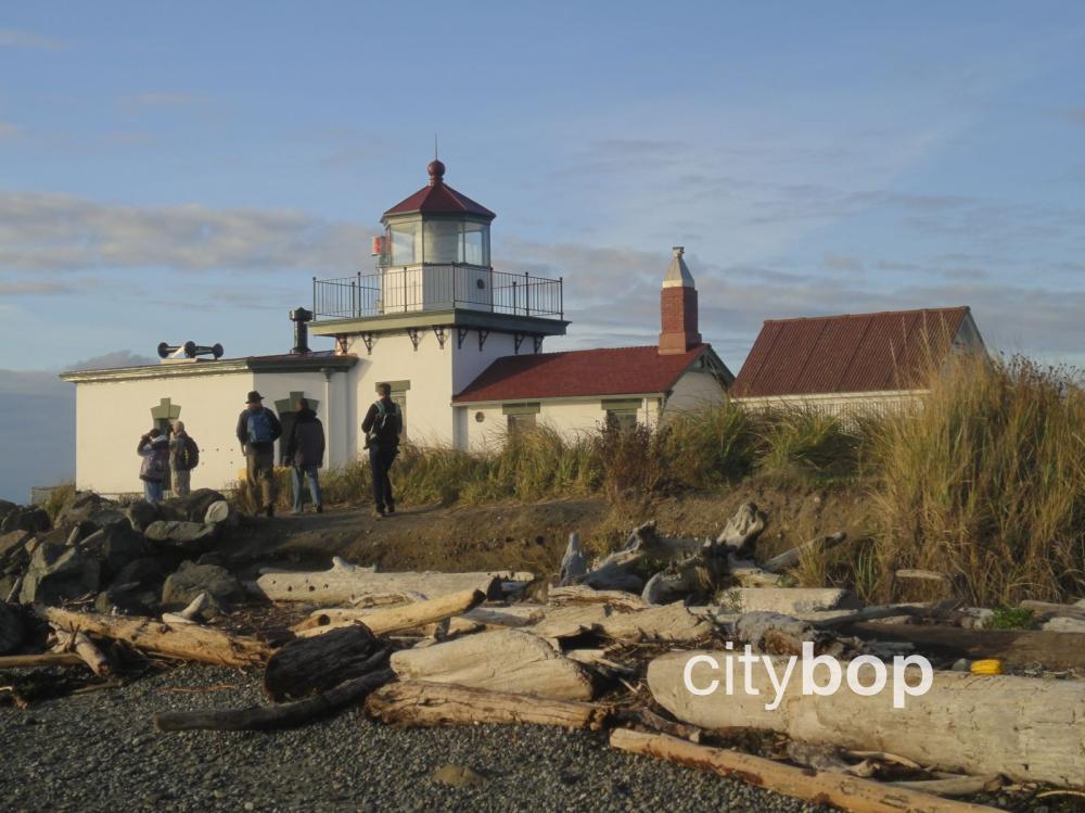 10 BEST Things to Do at Discovery Park Seattle - CityBOP